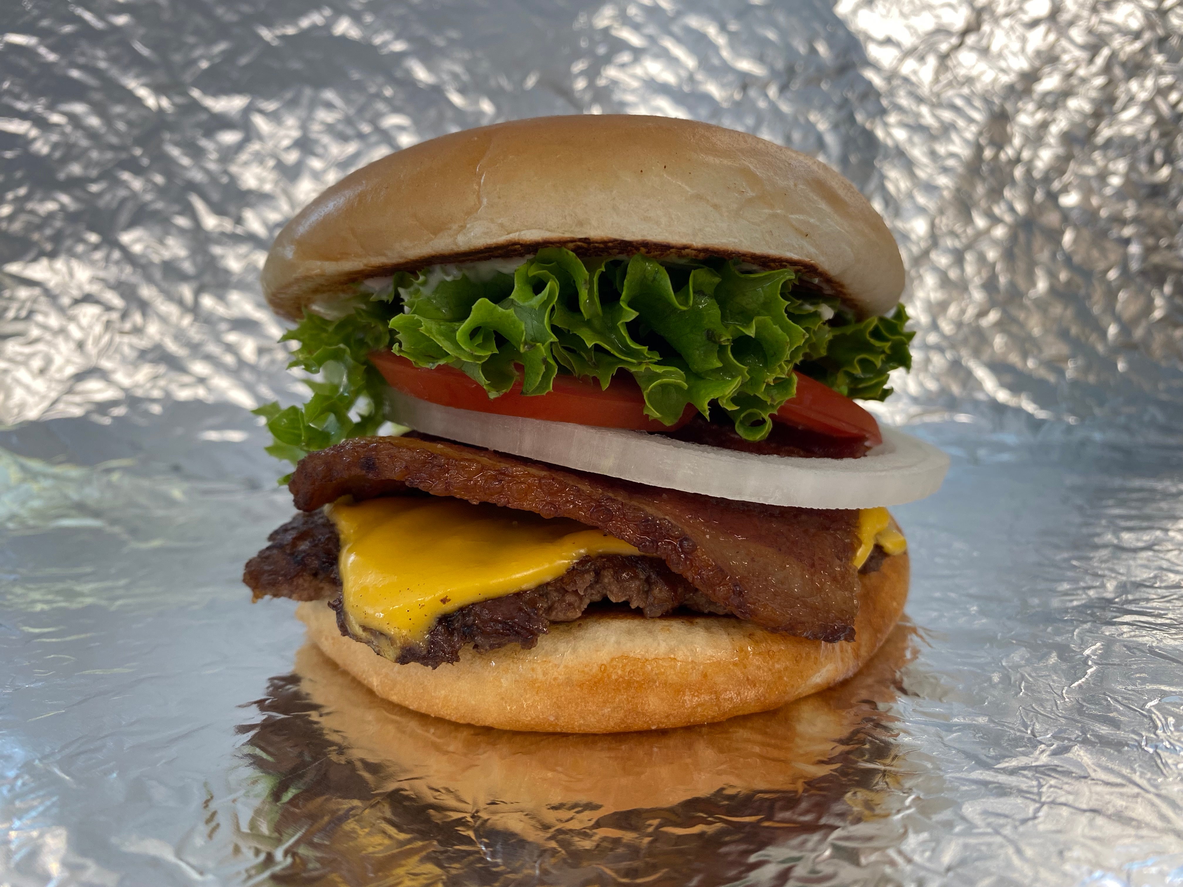 Bacon Cheeseburger | Bomb Burger